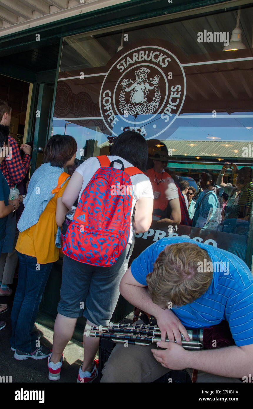 First ever Starbucks, Pike Place market, Seattle Stock Photo - Alamy