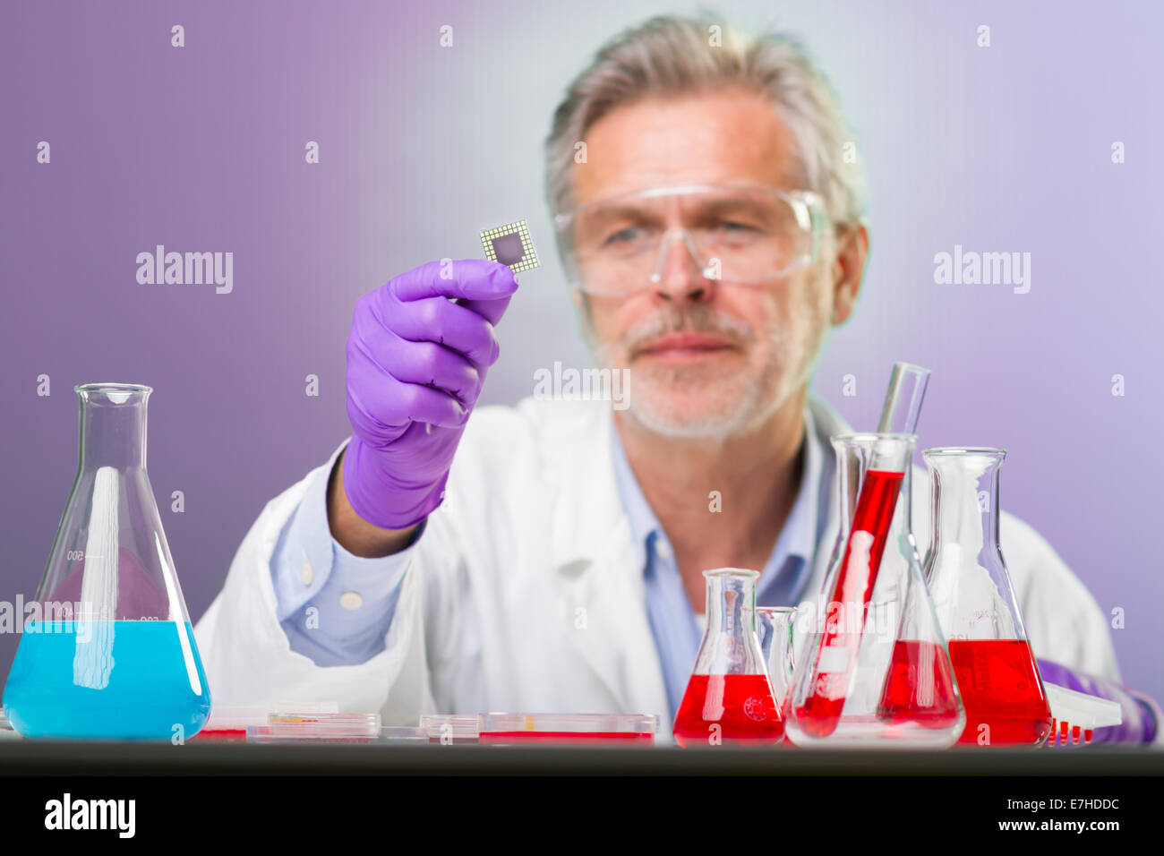 Life science research Stock Photo - Alamy
