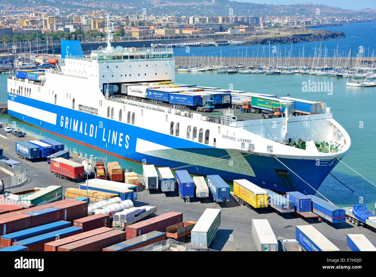 Loading Ferry Stock Photos & Loading Ferry Stock Images - Alamy