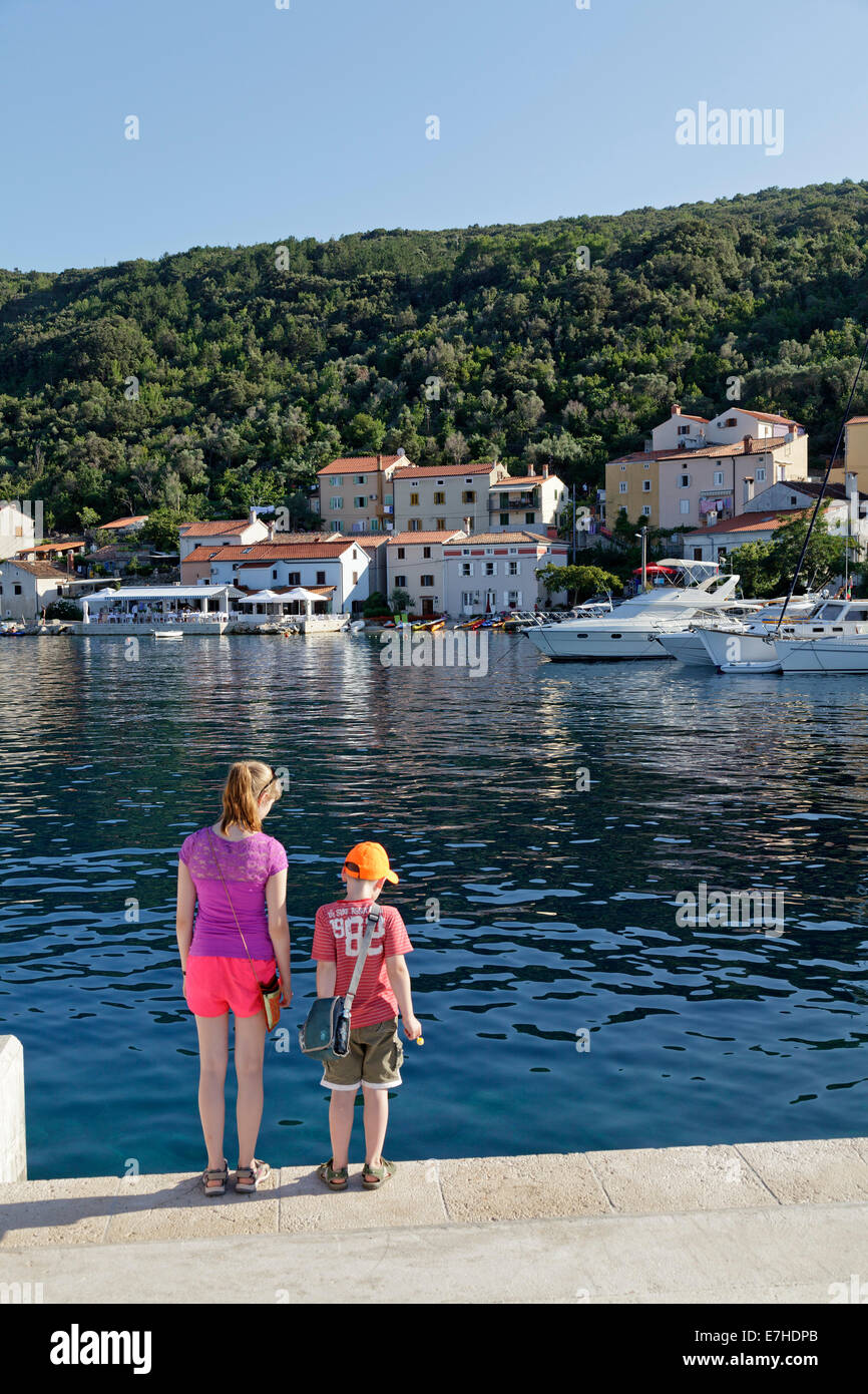 harbour, Valun, Cres Island, Kvarner Gulf, Croatia Stock Photo - Alamy