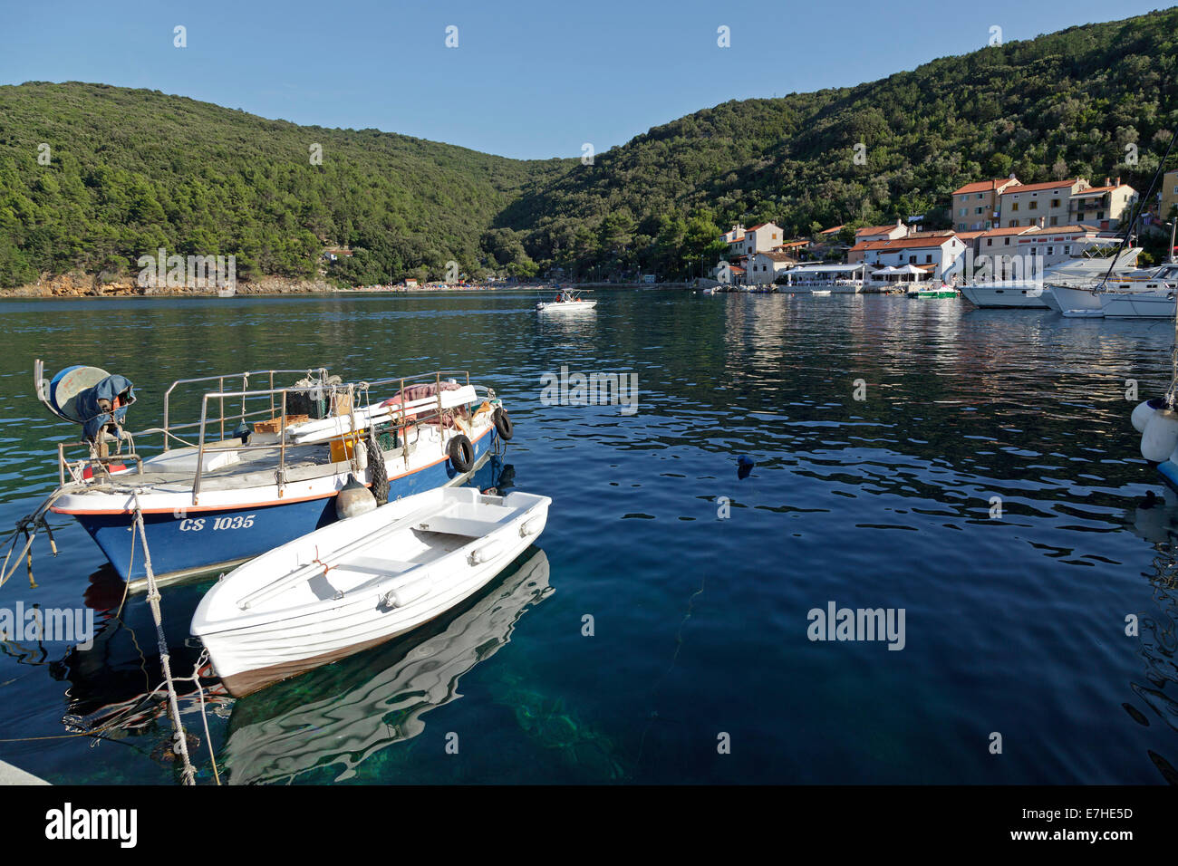 Cres island hi-res stock photography and images - Alamy