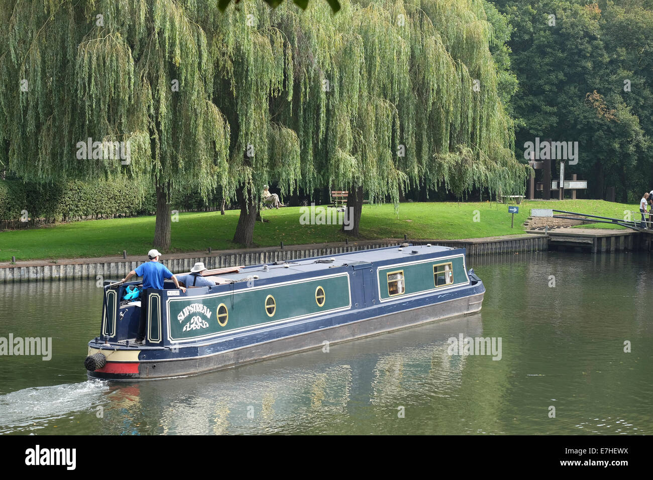 Canal boat on the river avon hi-res stock photography and images - Alamy