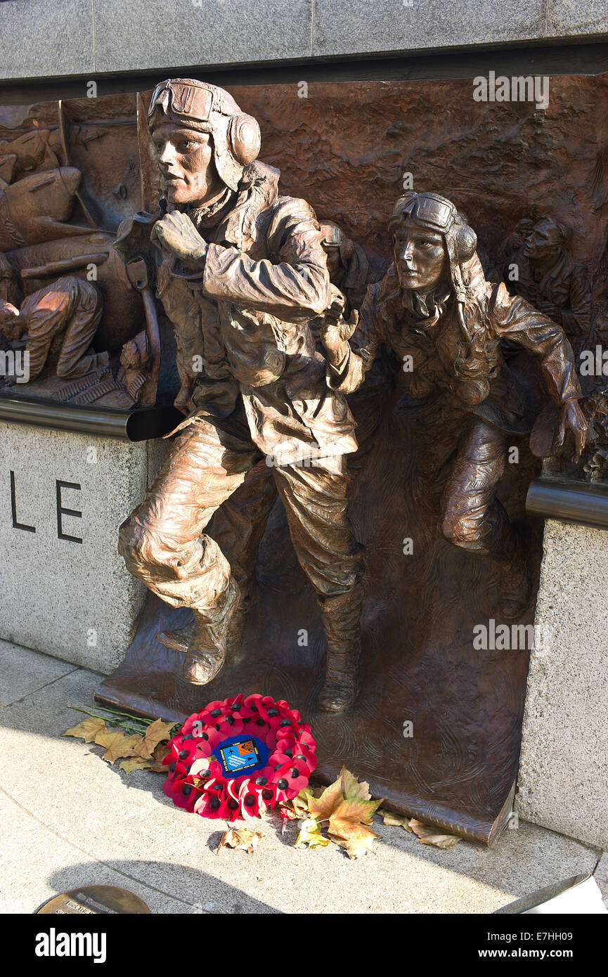 Battle of Britain monument on London's Embankment Stock Photo - Alamy