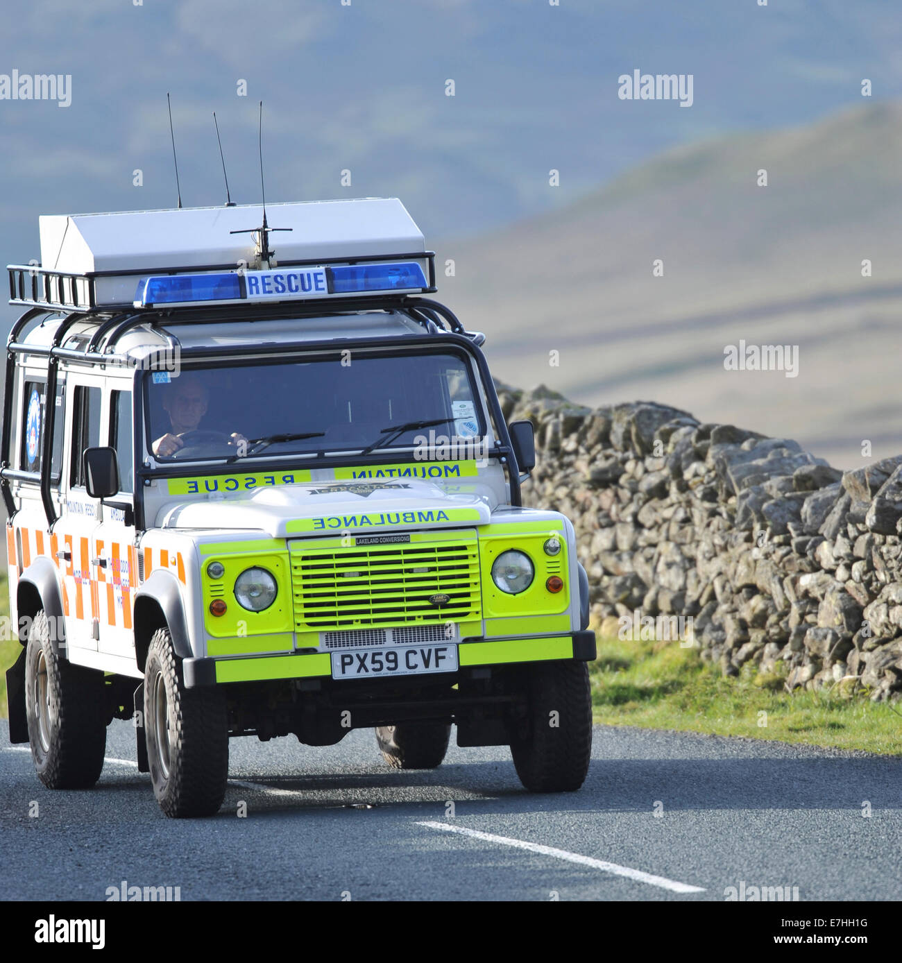 Mountain Rescue landrover in the Lake District Stock Photo - Alamy