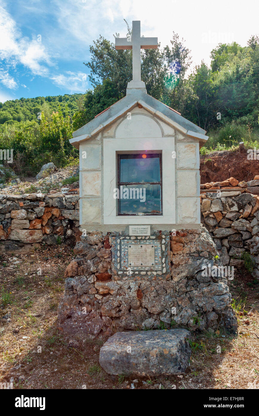 Little shrine in Stari Grad Bay, Hvar island, Croatia Stock Photo - Alamy