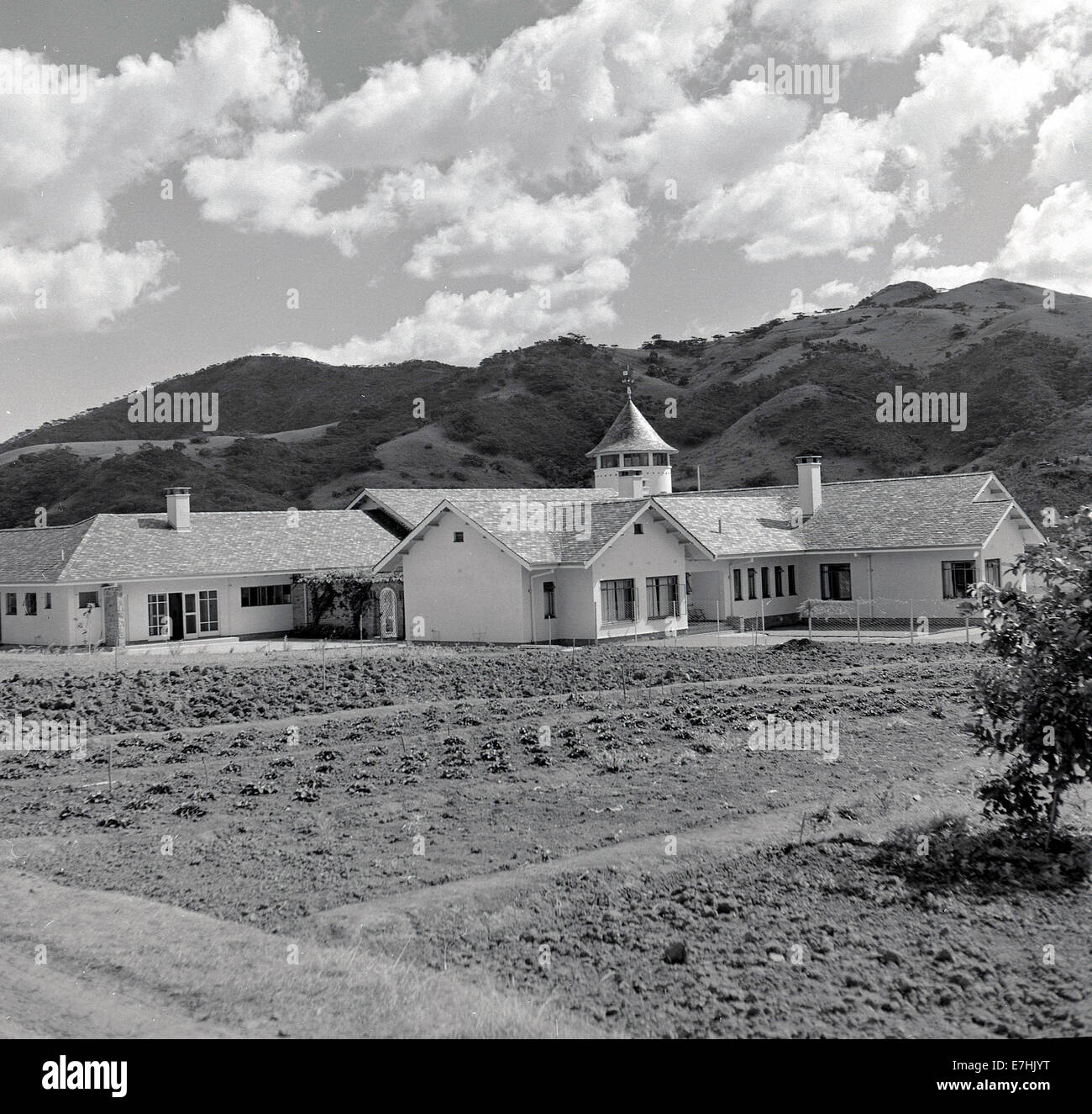 1950s historical picture of La Rochelle, Penhalonga, Rhodesia, home to ...