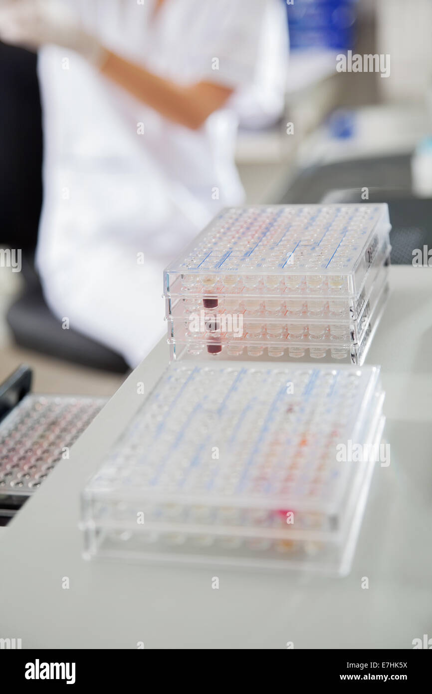 Microplates In Medical Laboratory Stock Photo - Alamy