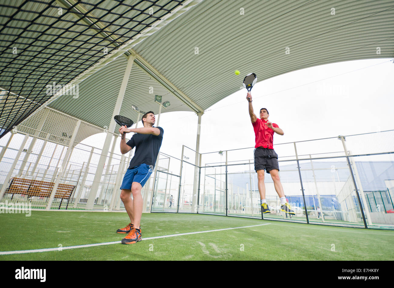 Grass playing court hi-res stock photography and images - Alamy