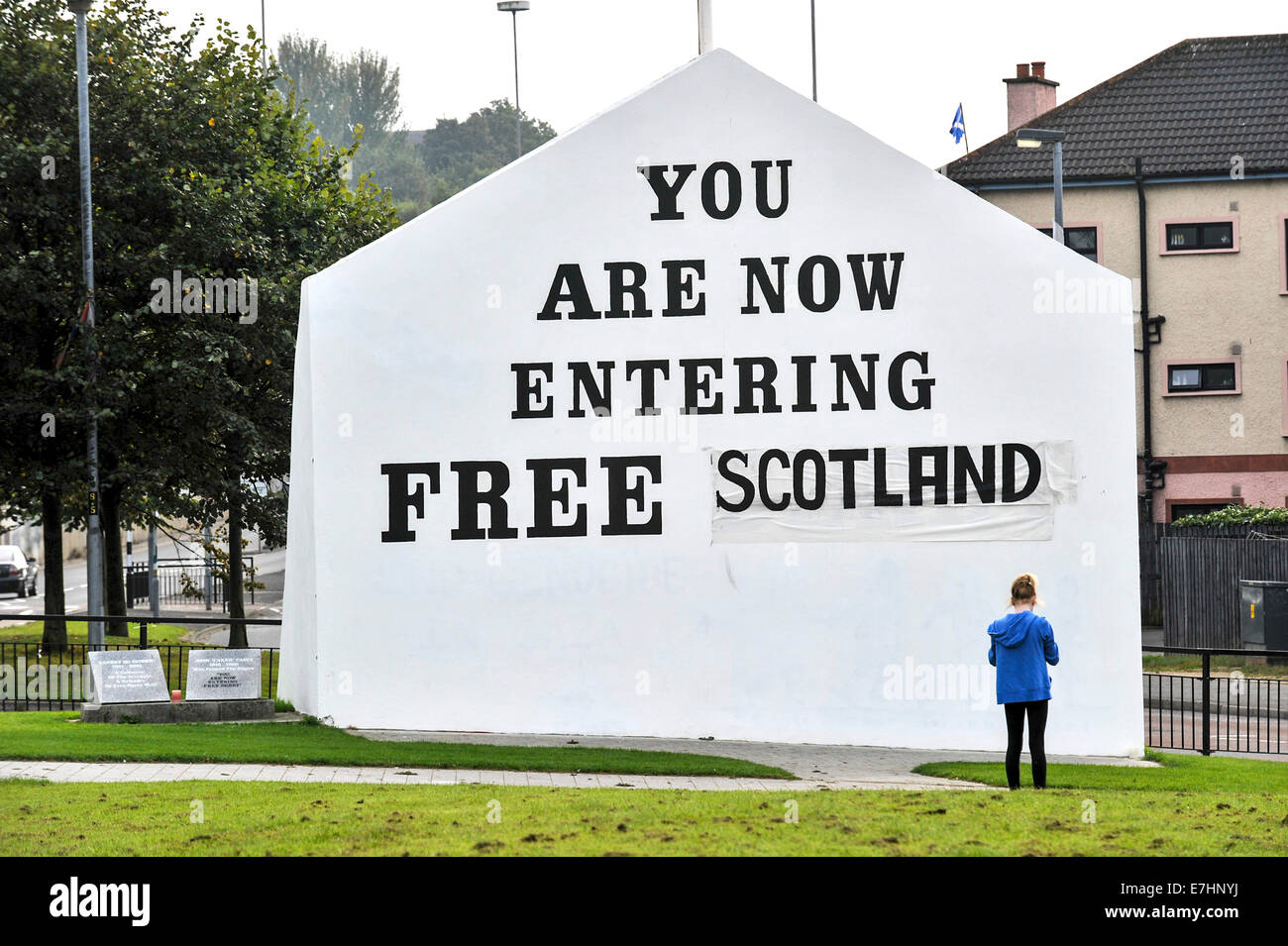 Scotland ireland flags hi-res stock photography and images - Alamy