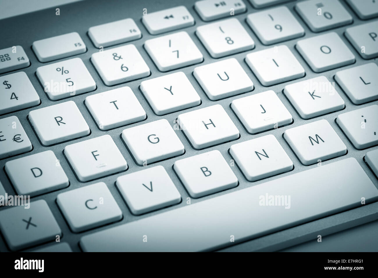 Close up shoot of wireless aluminum keyboard Stock Photo - Alamy
