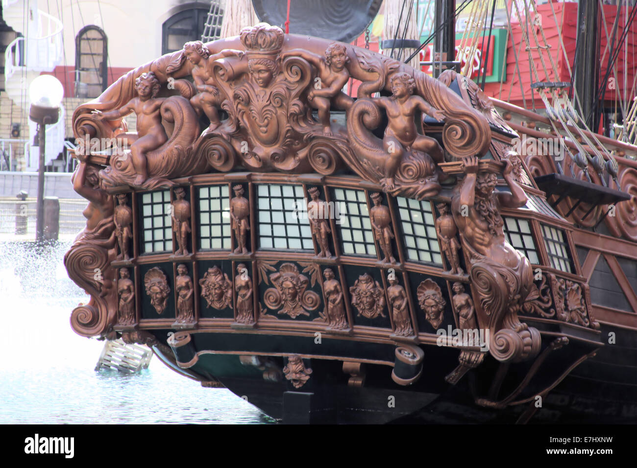 Sailing ship 15th century hi-res stock photography and images - Alamy
