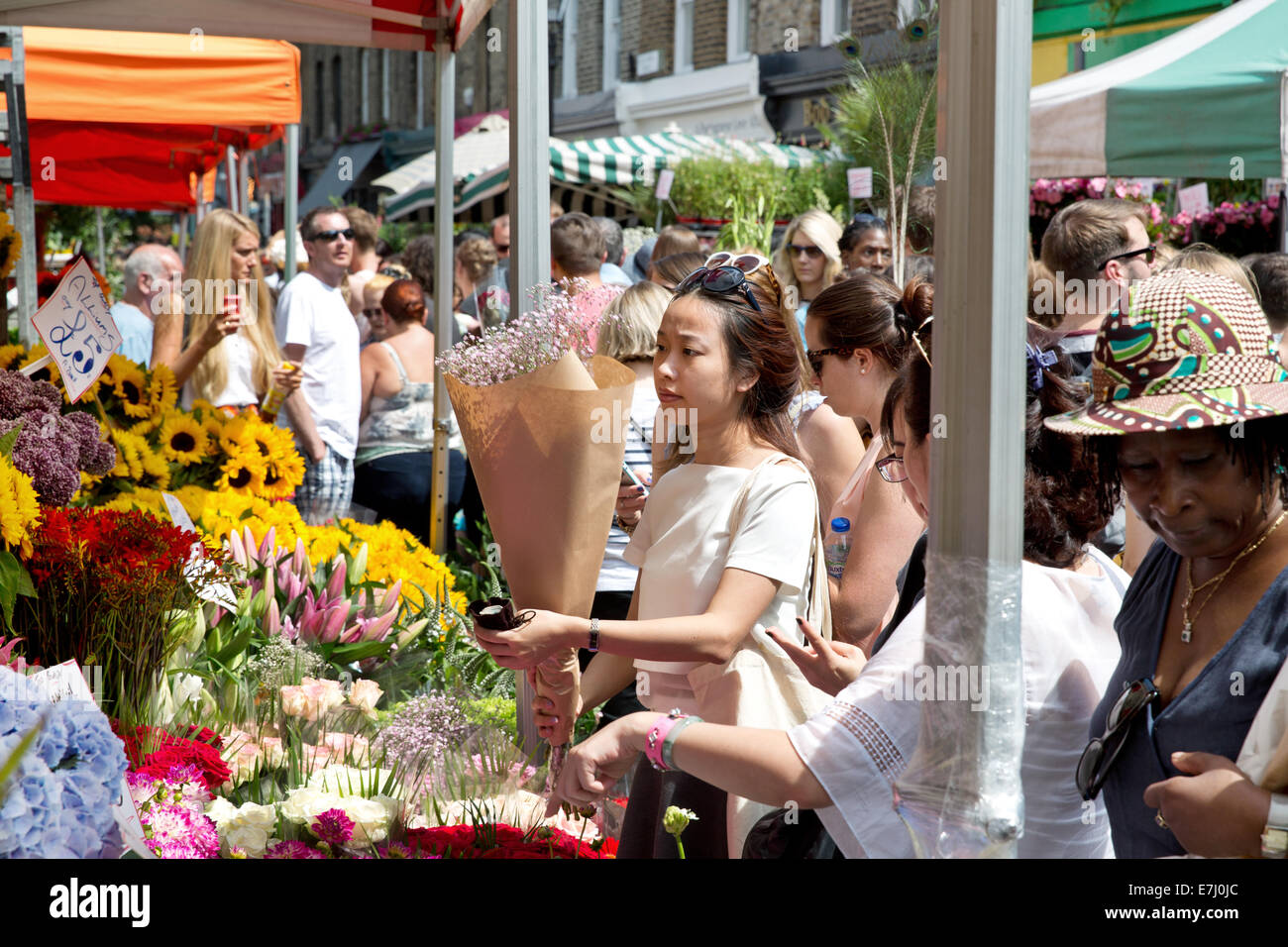Columbia Road Flower market in London Stock Photo - Alamy