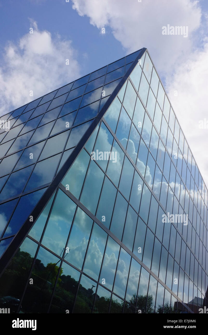 Lloyds Banking Group building in Aylesbury, Buckinghamshire, England ...