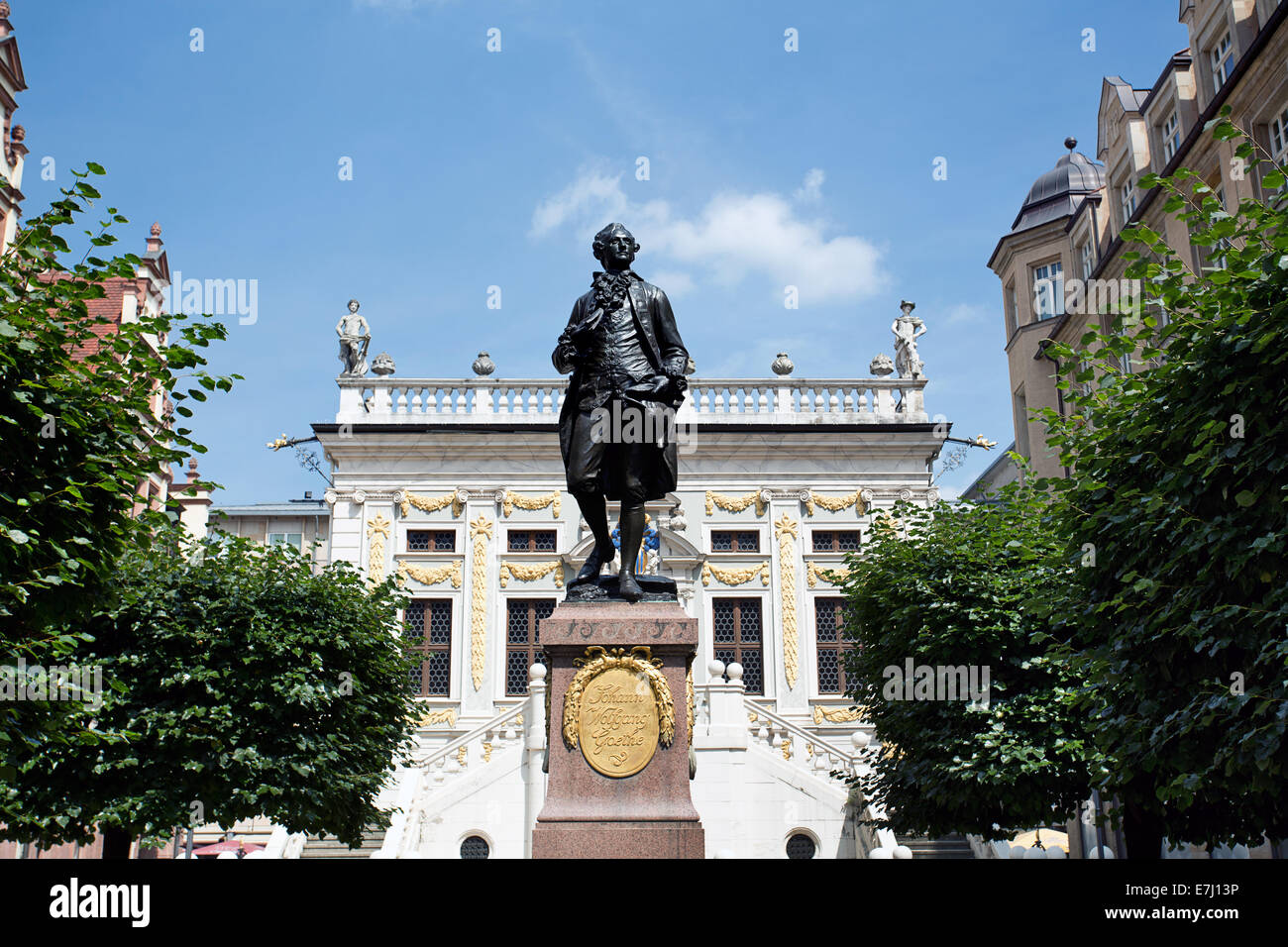 Leipzig, Germany. The Goethe statue in the Naschmarkt Stock Photo - Alamy