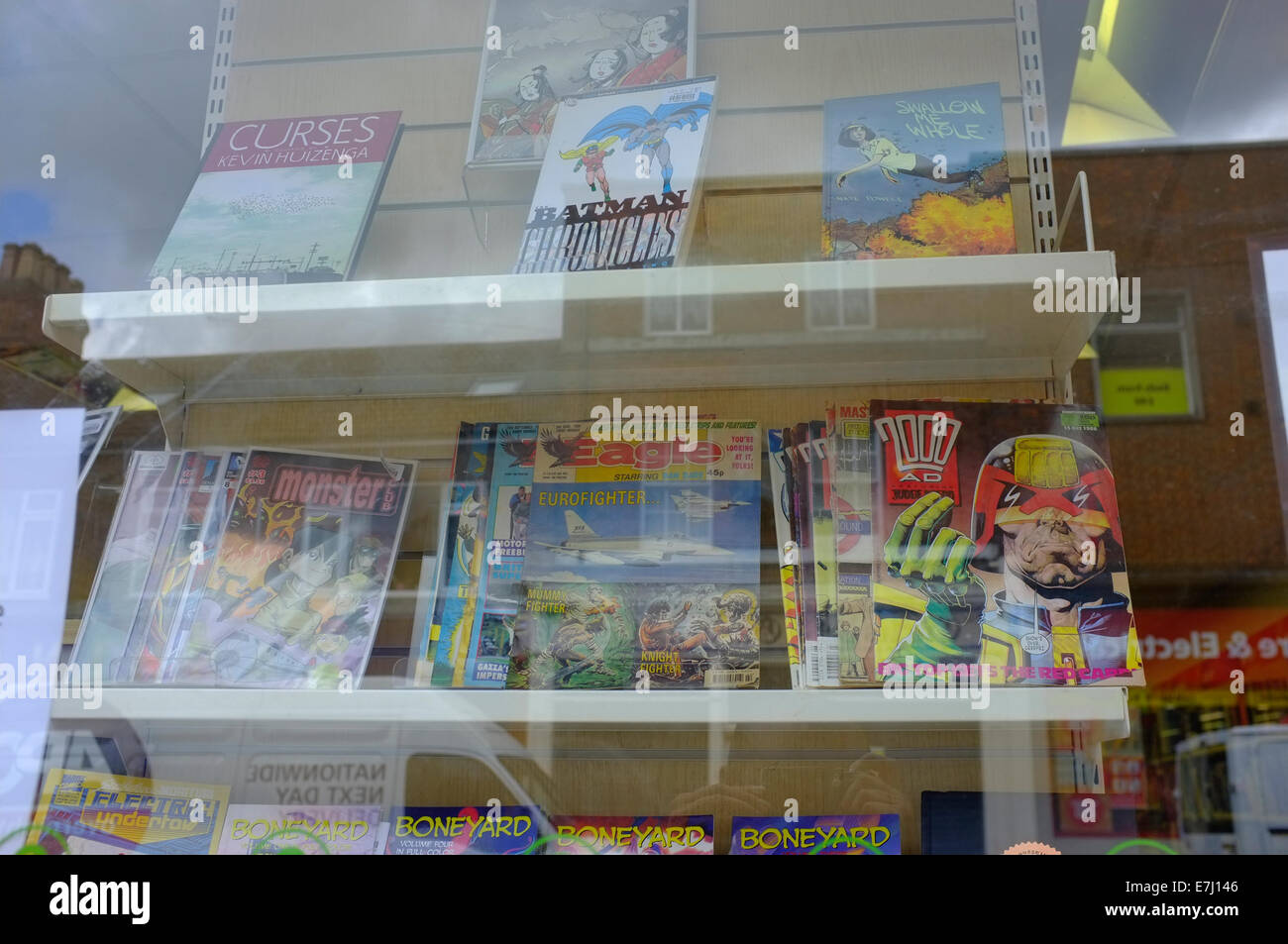 Science fiction books hi-res stock photography and images - Alamy