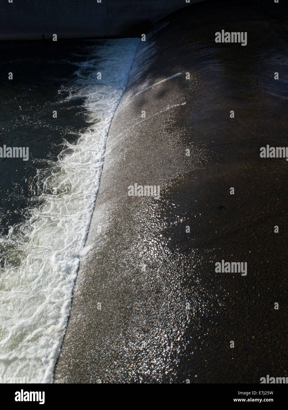 Water dam flows to river High Resolution Stock Photography and Images ...