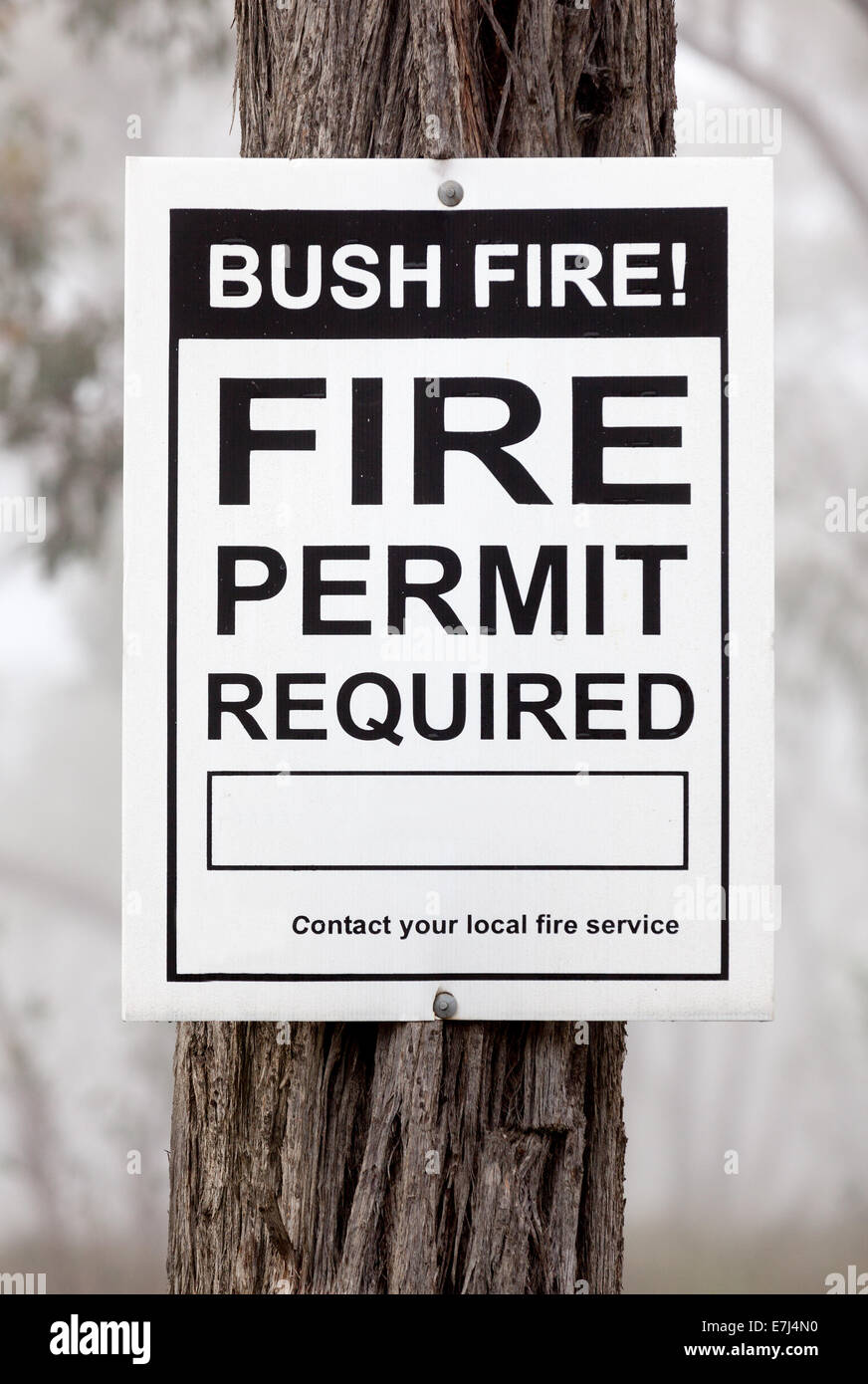 Stop sign australia hi-res stock photography and images - Alamy