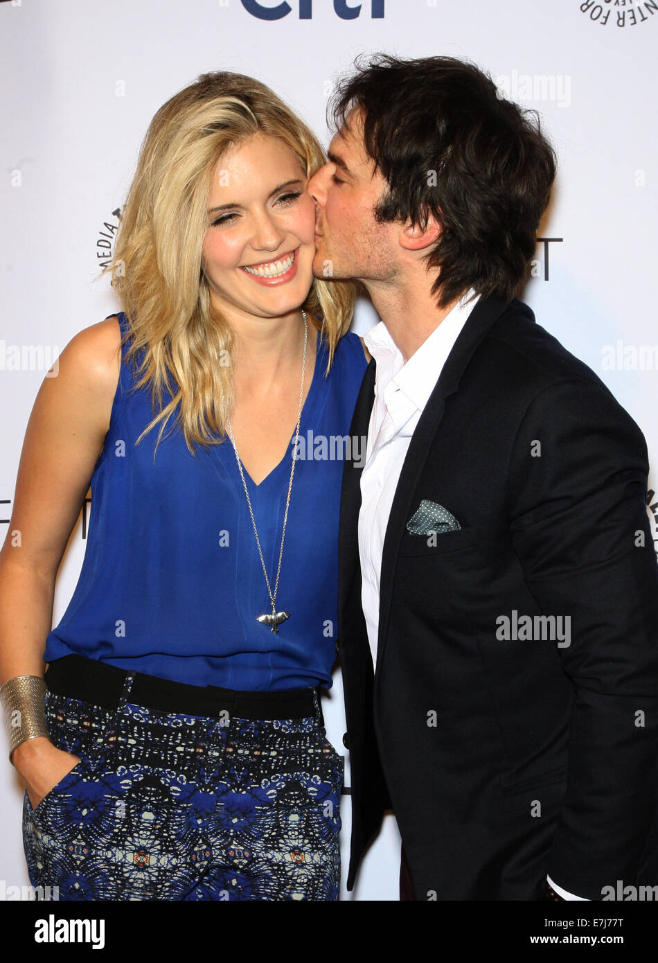 Maggie grace and ian somerhalder hi-res stock photography and images ...