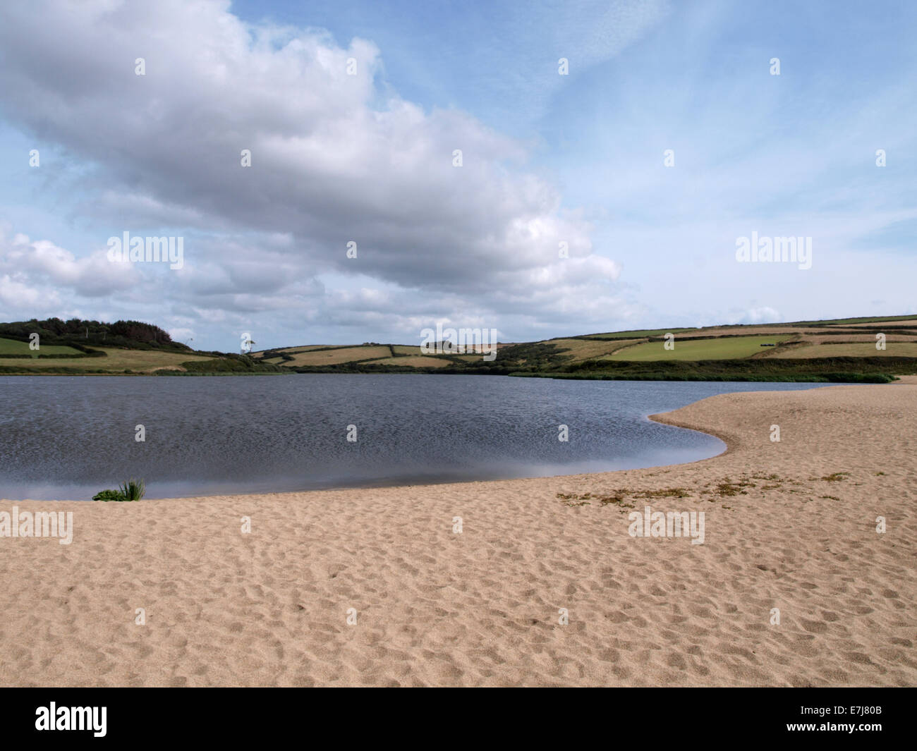 Loe Bar beach which separates Loe Pool from the sea, Penrose, Cornwall ...