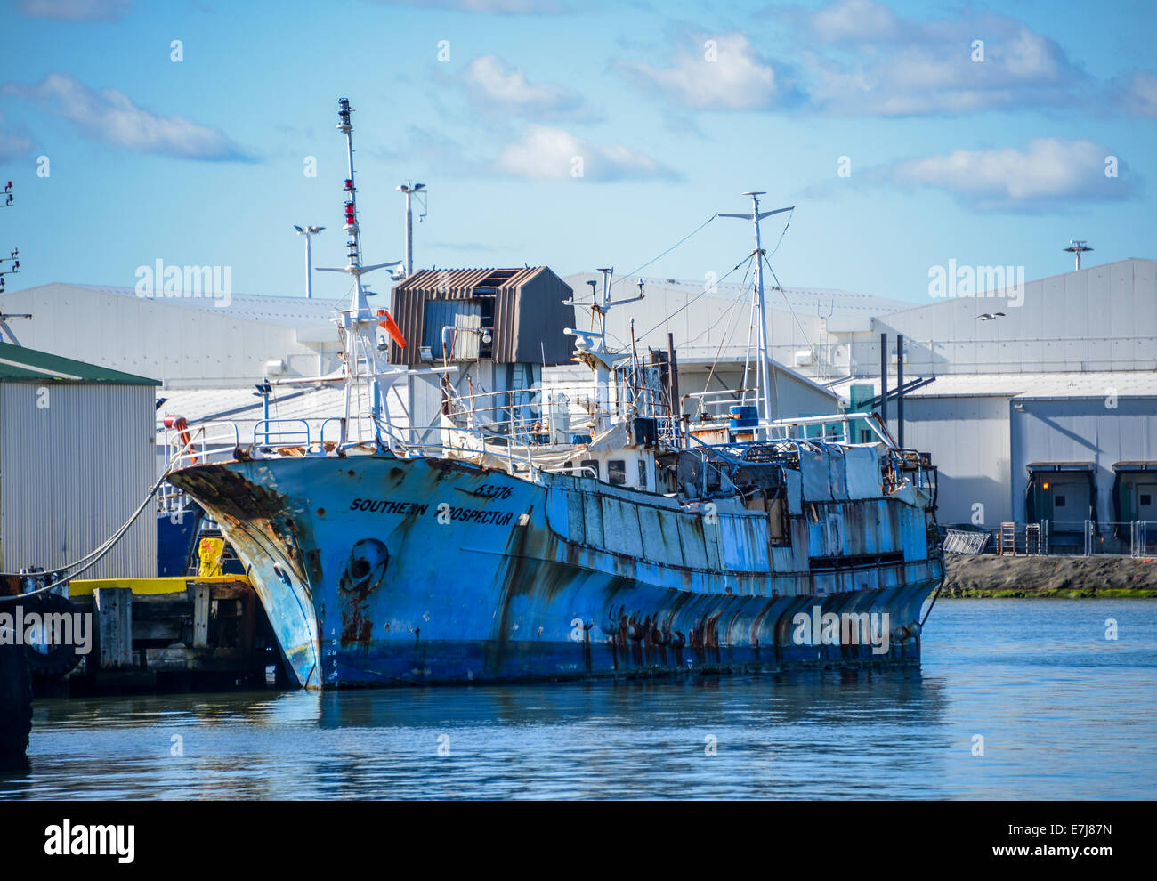 old steel hull ship docked in wellington new zealand blue sky Stock ...