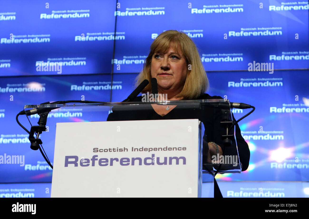 Mary pitcaithly hi-res stock photography and images - Alamy