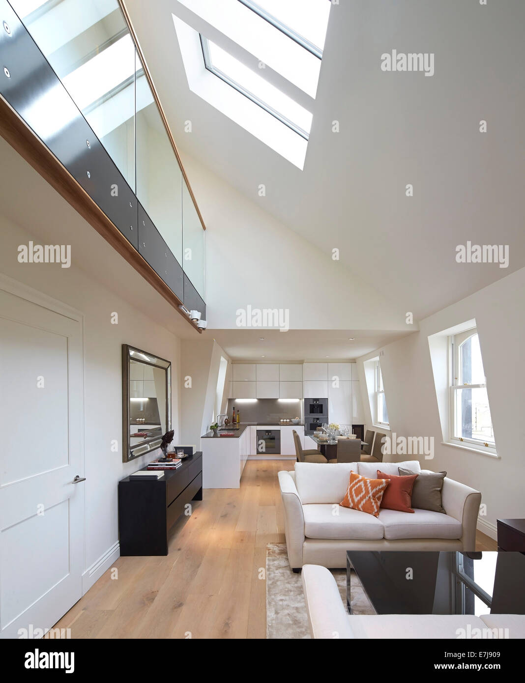 Marble Arch House, London, United Kingdom. Architect: Bennetts ...