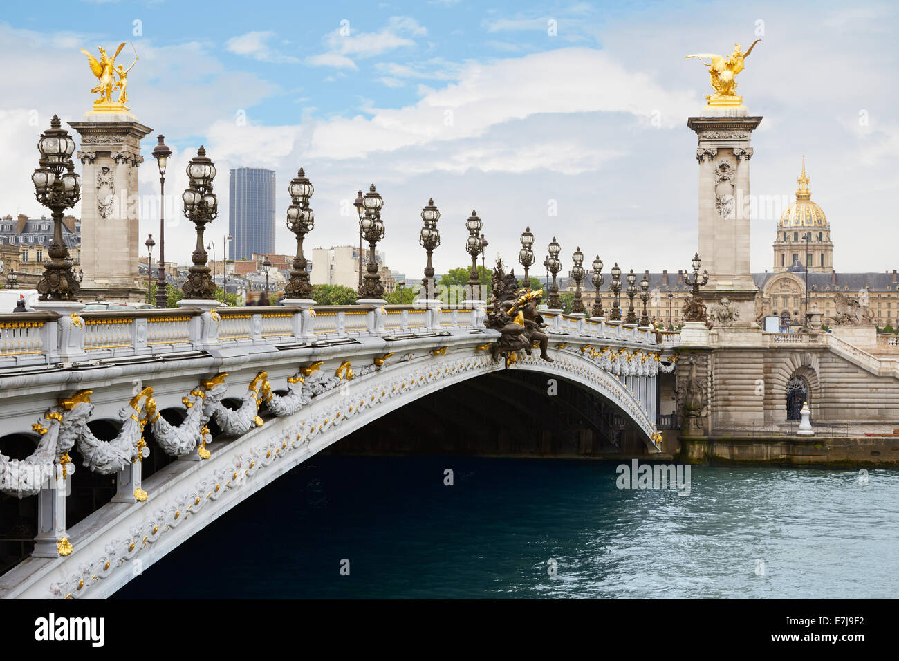 Alexandre III bridge in Paris in the morning, France Stock Photo - Alamy
