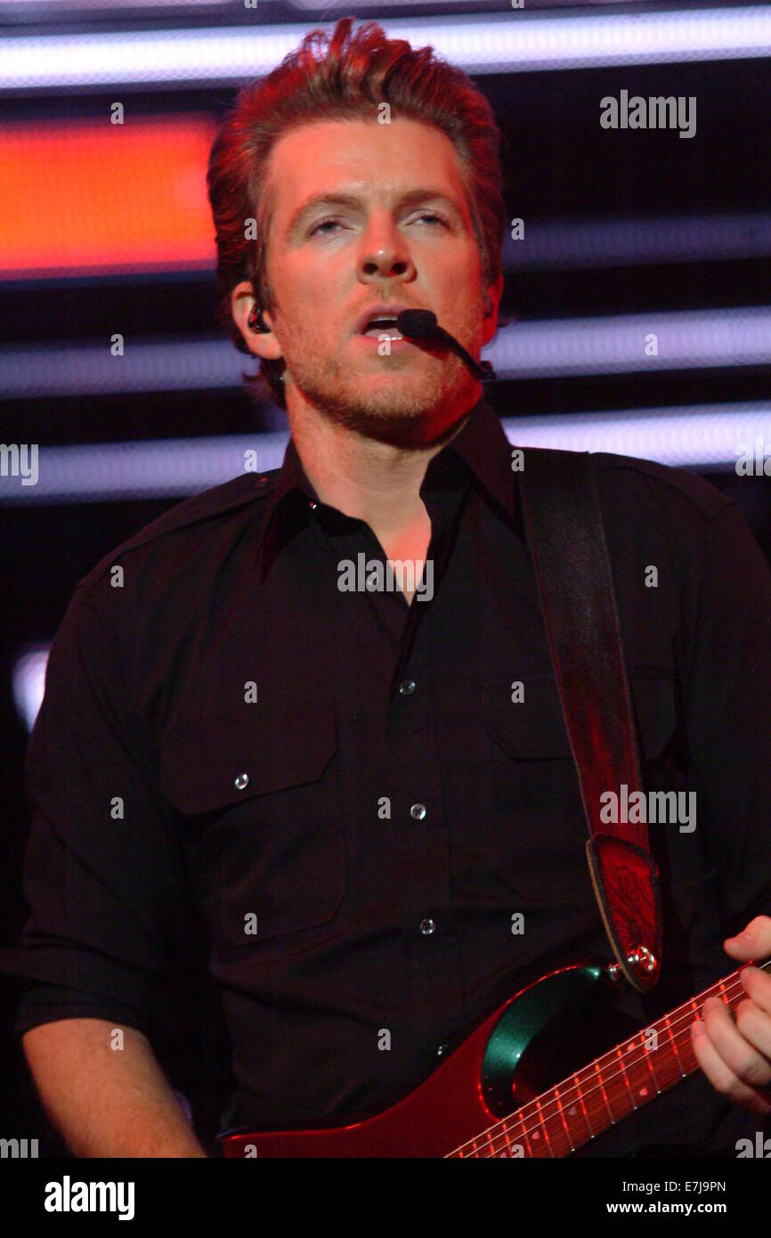 American country band hi-res stock photography and images - Alamy