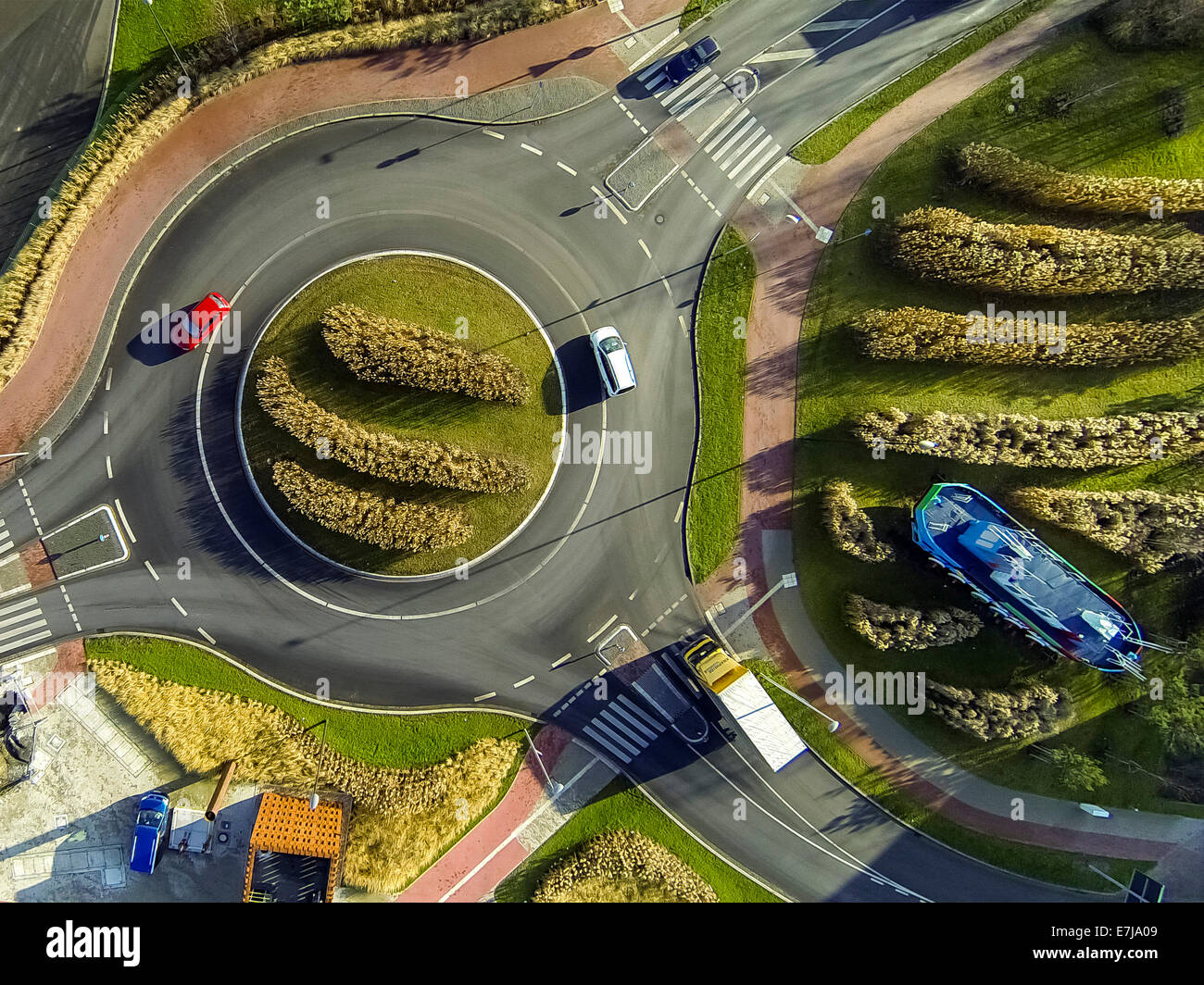 Pedestrian roundabout hi-res stock photography and images - Alamy