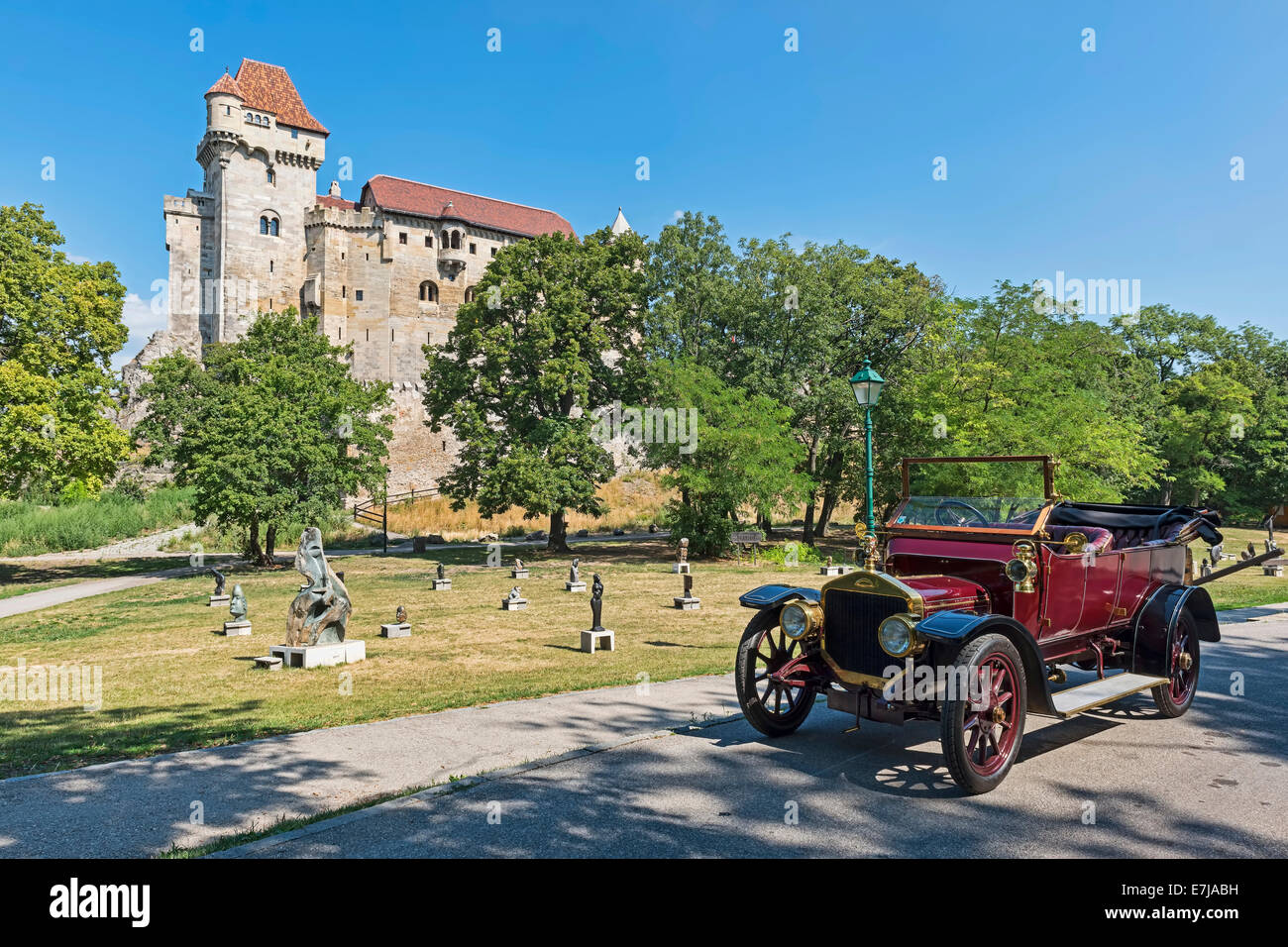 Antique car Straker-Squire, built in 1910 Stock Photo - Alamy