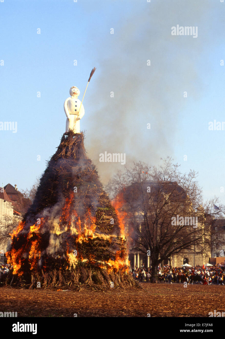 Spring festival sechselauten hi-res stock photography and images - Alamy