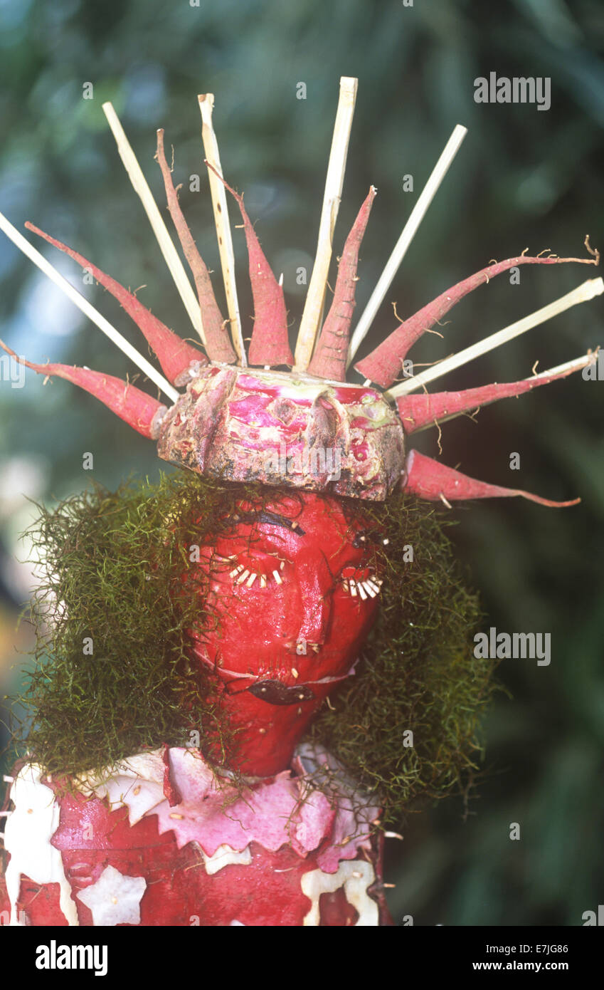 Radish carving hi-res stock photography and images - Alamy