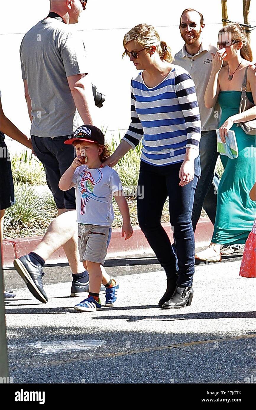 Amy poehler and son hi-res stock photography and images - Alamy