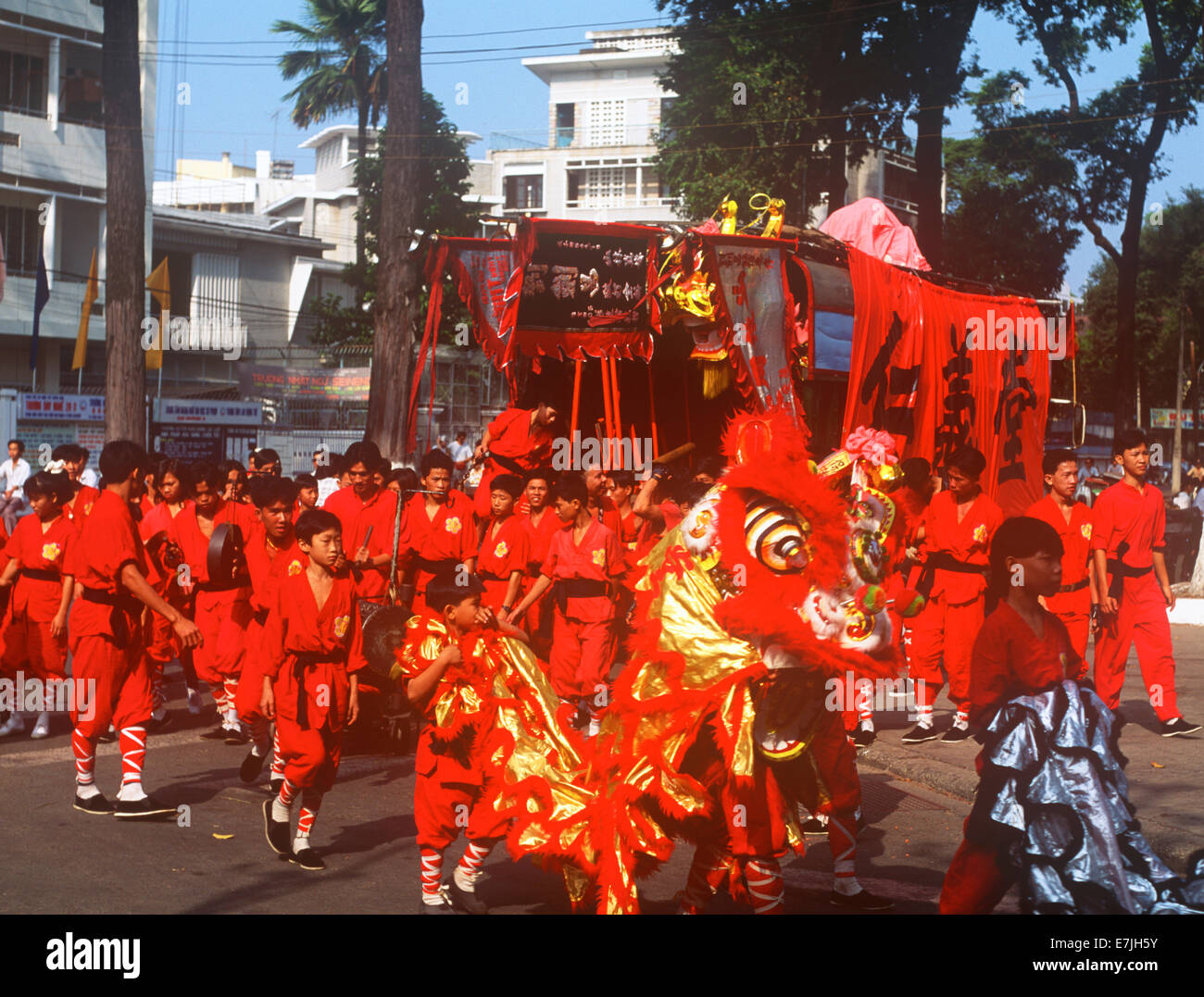 Dragon Dancing, Tet New Year, Saigon, Vietnam Stock Photo - Alamy