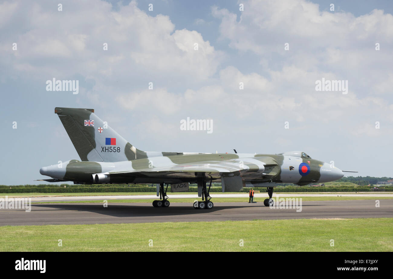 Avro Vulcan XH558 nuclear bomber Stock Photo - Alamy
