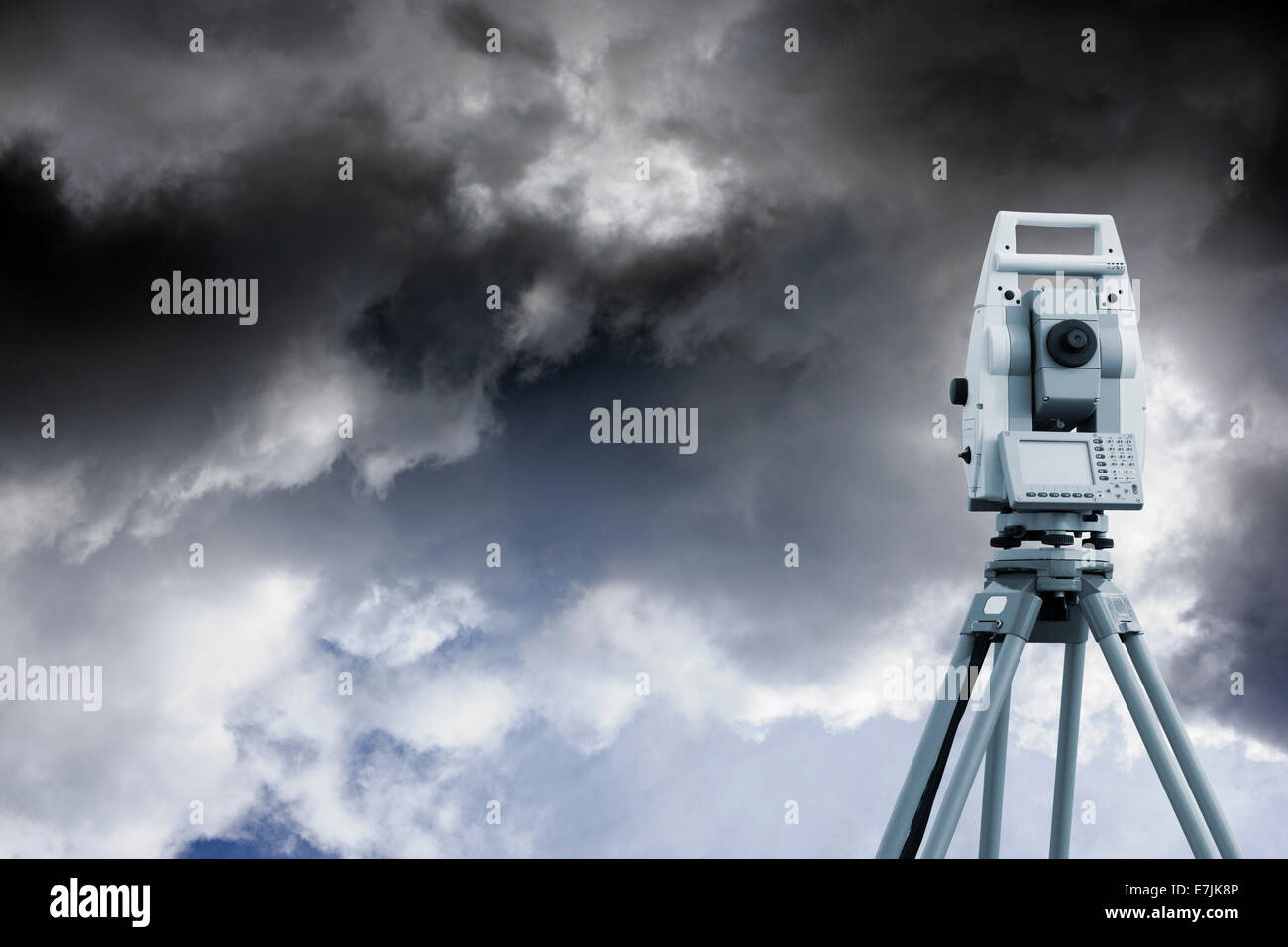 surveying measuring instrument Stock Photo - Alamy