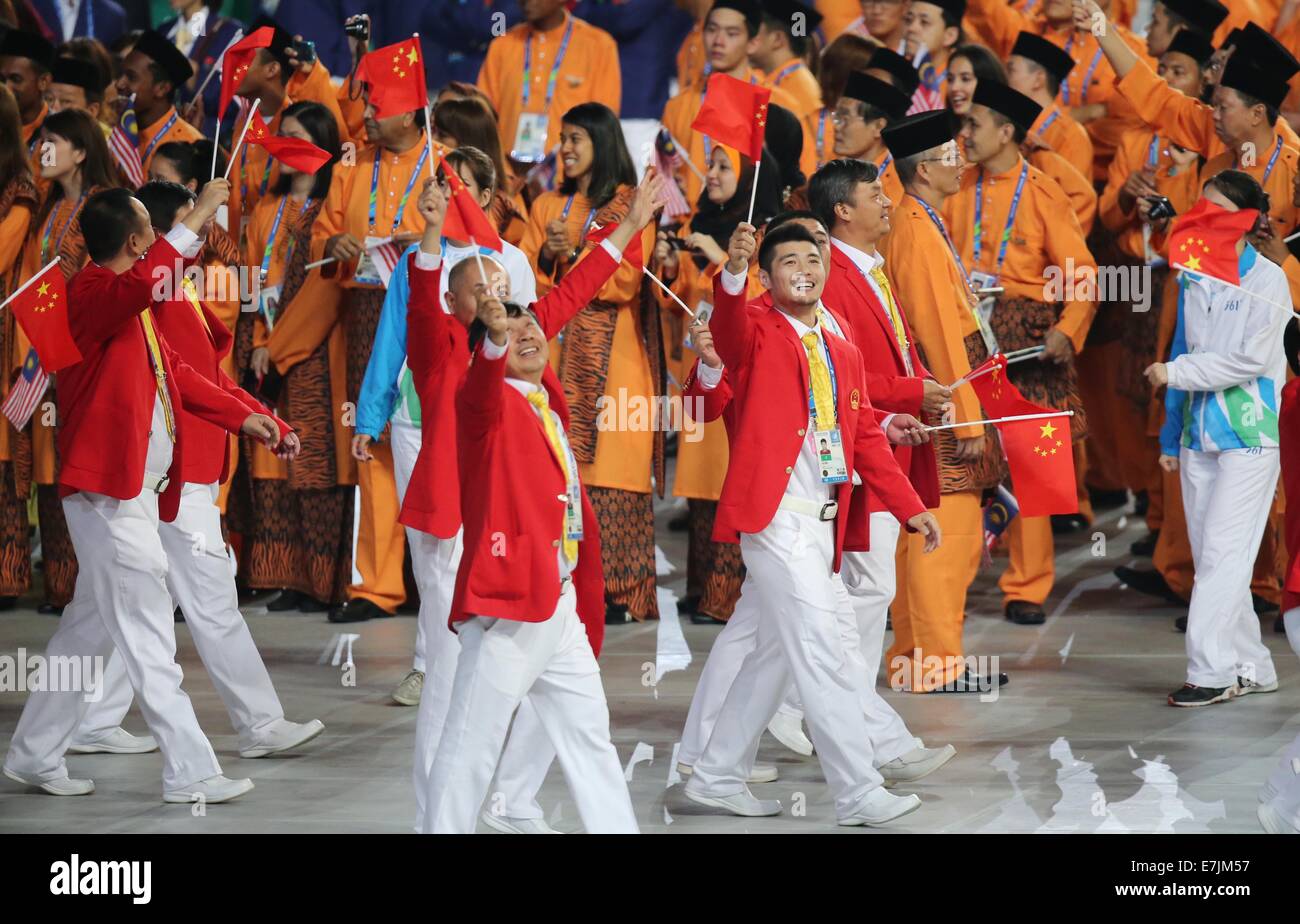 Incheon, South Korea. 19th Sep, 2014. The delegation of China enters ...
