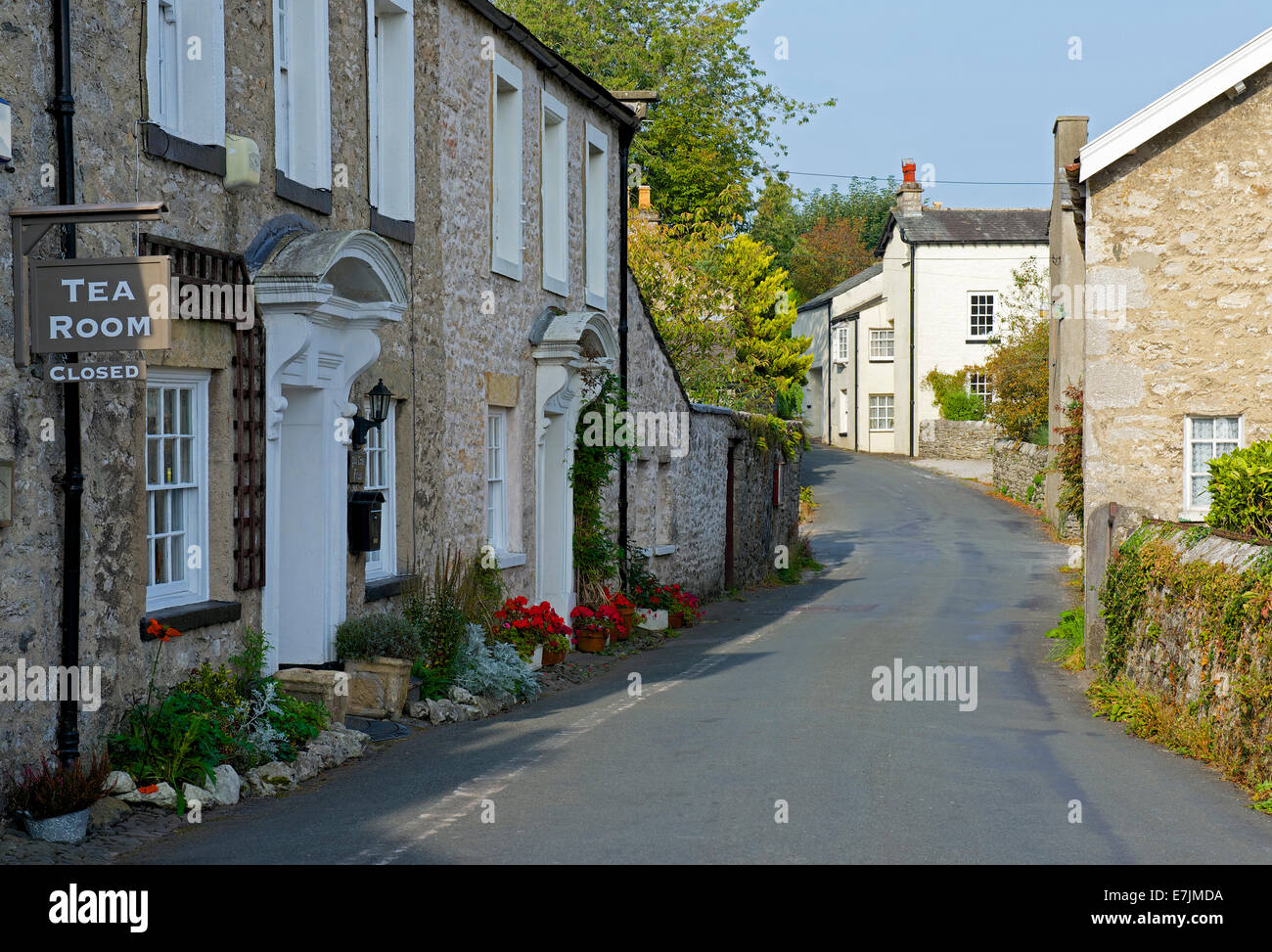 Beetham cumbria hi-res stock photography and images - Alamy