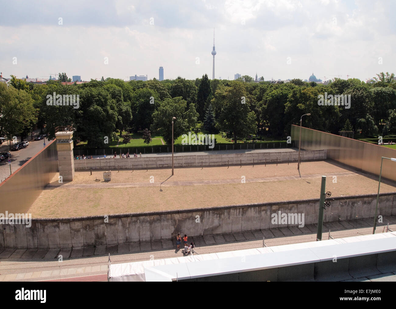 A part of the Berlin wall that once divided East Berlin from West ...