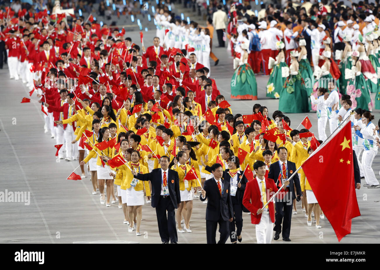 Incheon, South Korea. 19th Sep, 2014. The delegation of China enters ...