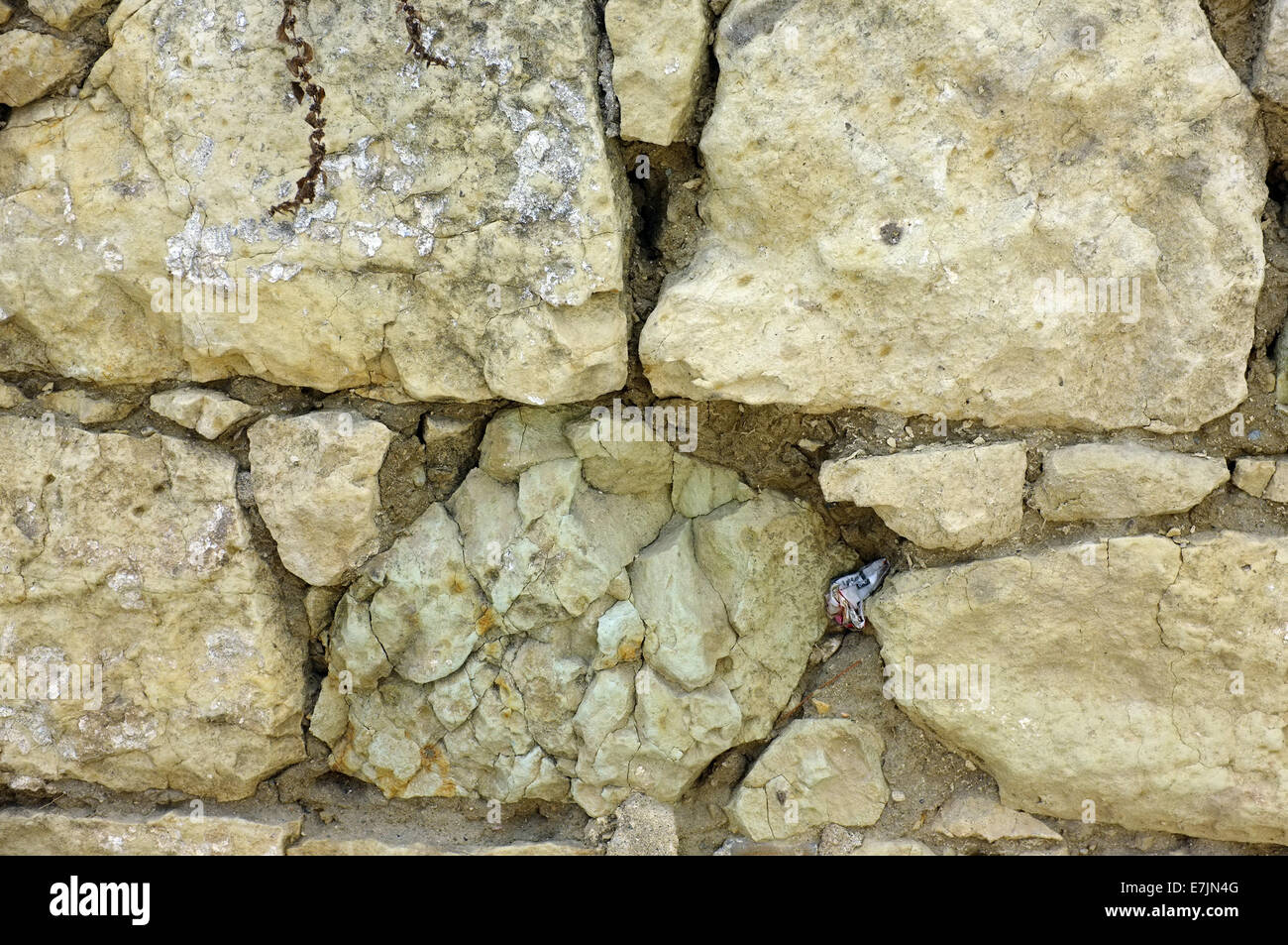 Wall made of stones Stock Photo - Alamy