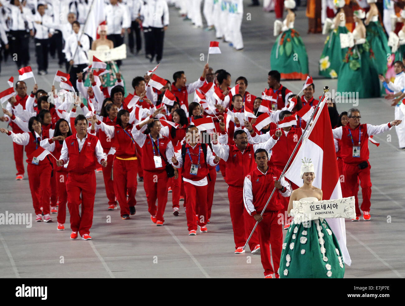 Incheon, South Korea. 19th Sep, 2014. The delegation of Indonesia ...