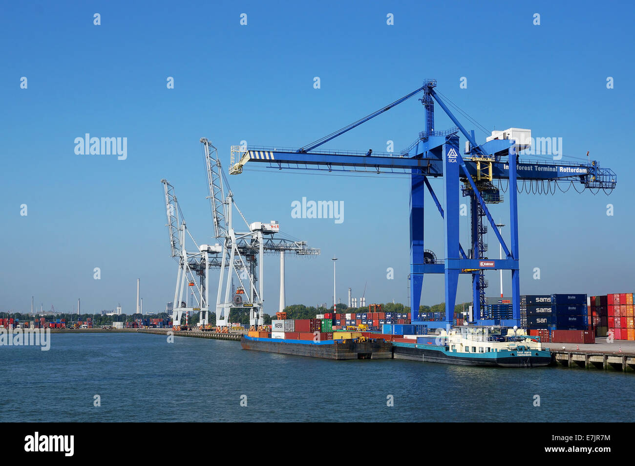 Rotterdam europoort port terminal netherlands hi-res stock photography ...