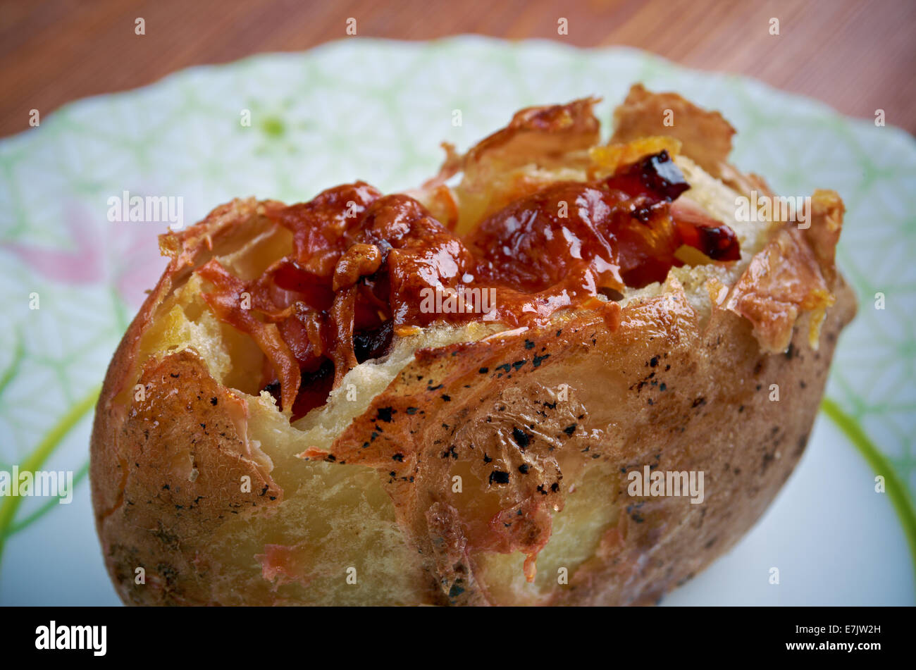 patate ripiene al forno - Italian stuffed potato Stock Photo - Alamy