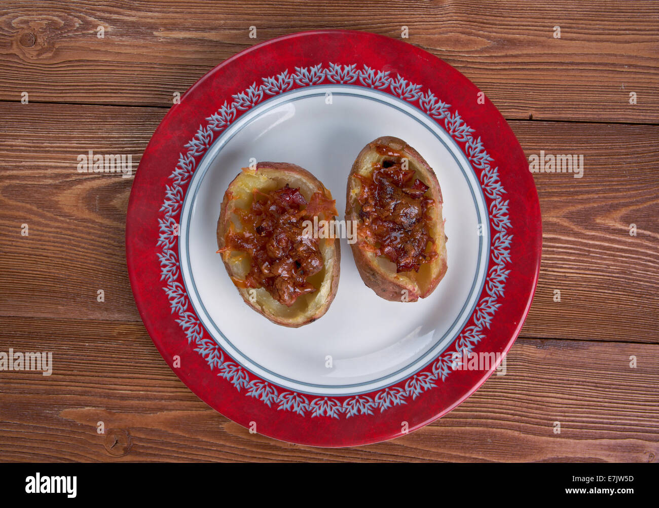 patate ripiene al forno - Italian stuffed potato Stock Photo - Alamy