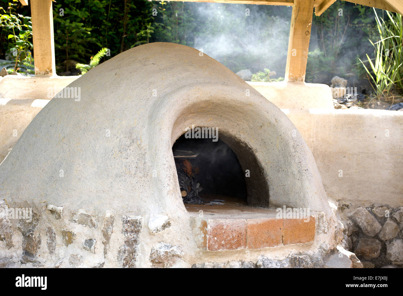 earth clay cob oven project. Construction now completed just about time ...