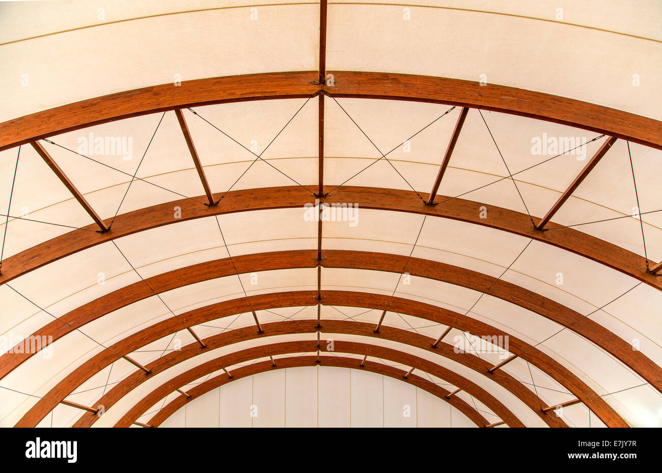 Curved ceilings hi-res stock photography and images - Alamy