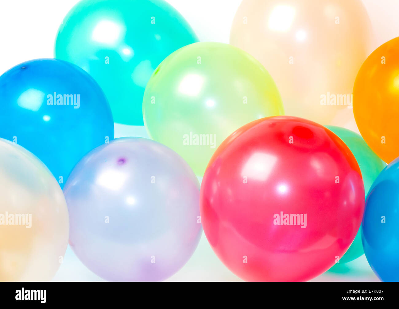 Happy birthday wallpaper hi-res stock photography and images - Alamy