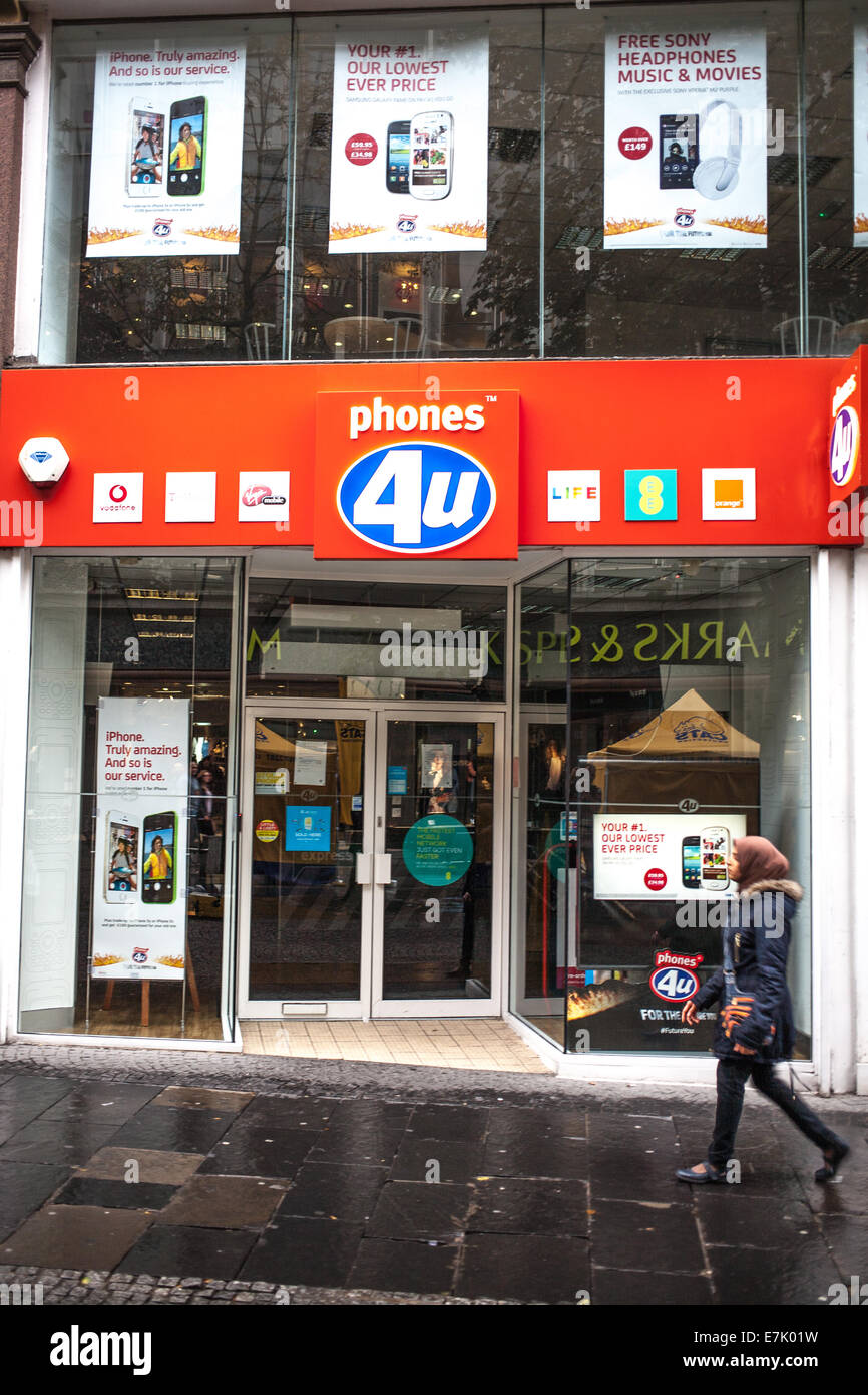 Phones4u shop hi-res stock photography and images - Alamy