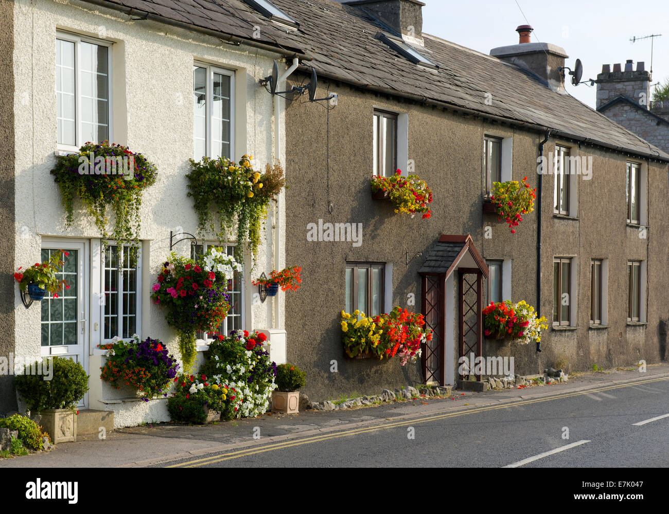 Terraced houses in Milnthorpe, Cumbria, England UK Stock Photo - Alamy